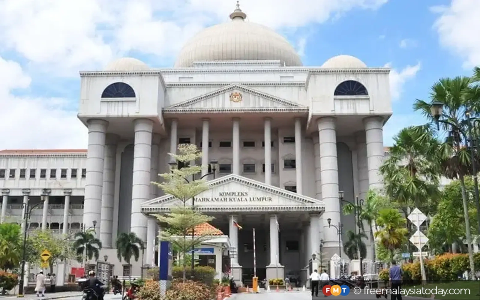 Social media influencer charged with rape, sexual assault of 2 teen girls