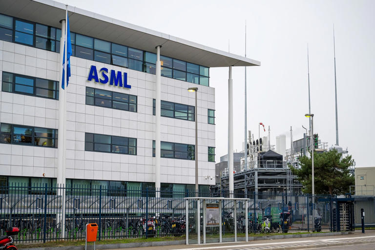 ASML、10－12月の受注が過去最高－米・オランダで約1700人削減計画
