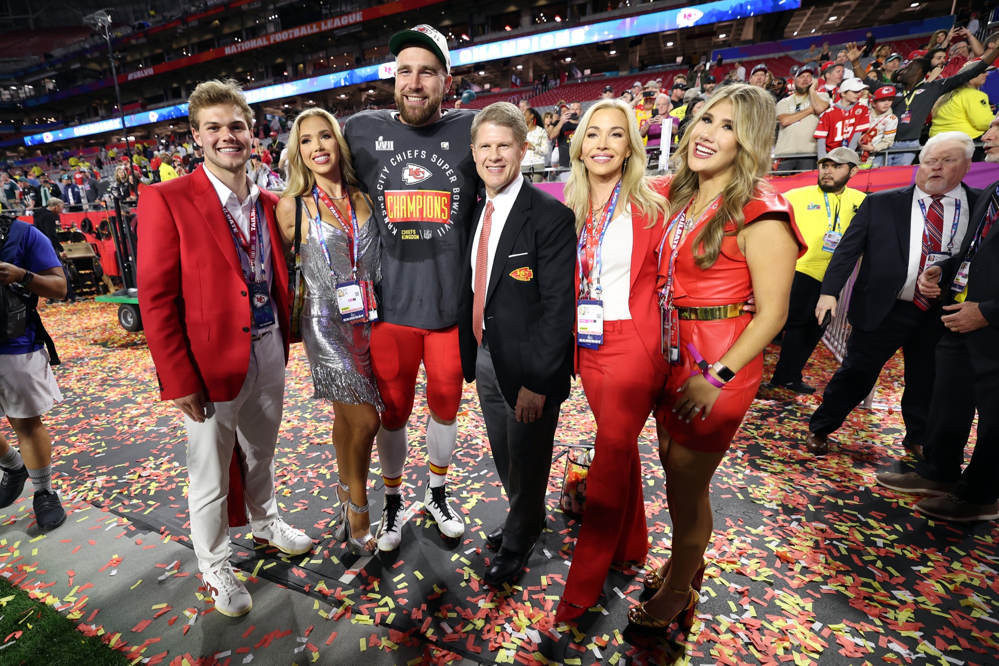 Chiefs owner Clark Hunt reveals if he wants Travis Kelce to return to team