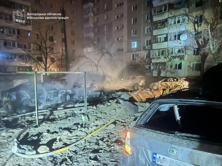 Four injured and 100 apartments damaged in Russian attack on ...