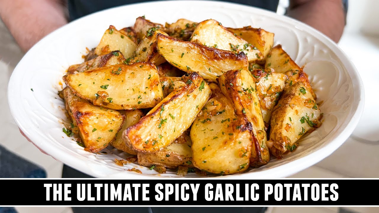 Spicy garlic potato wedges | The most addictive potatoes I’ve ever had