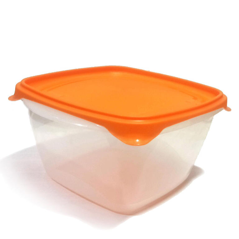 6 tupperwares you should never use