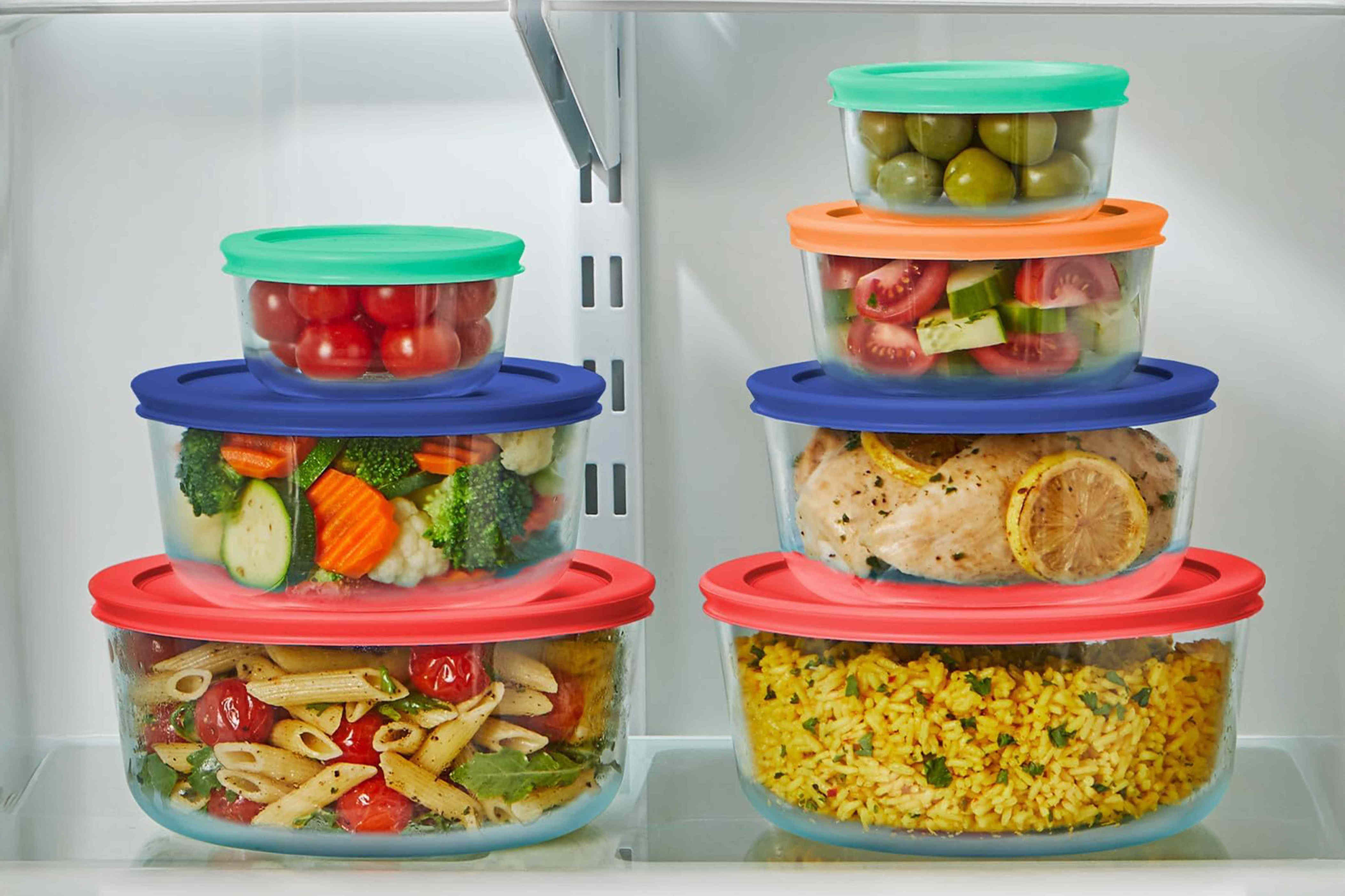 Pyrex round glass containers are leakproof, $4 each, and keep cherry ...