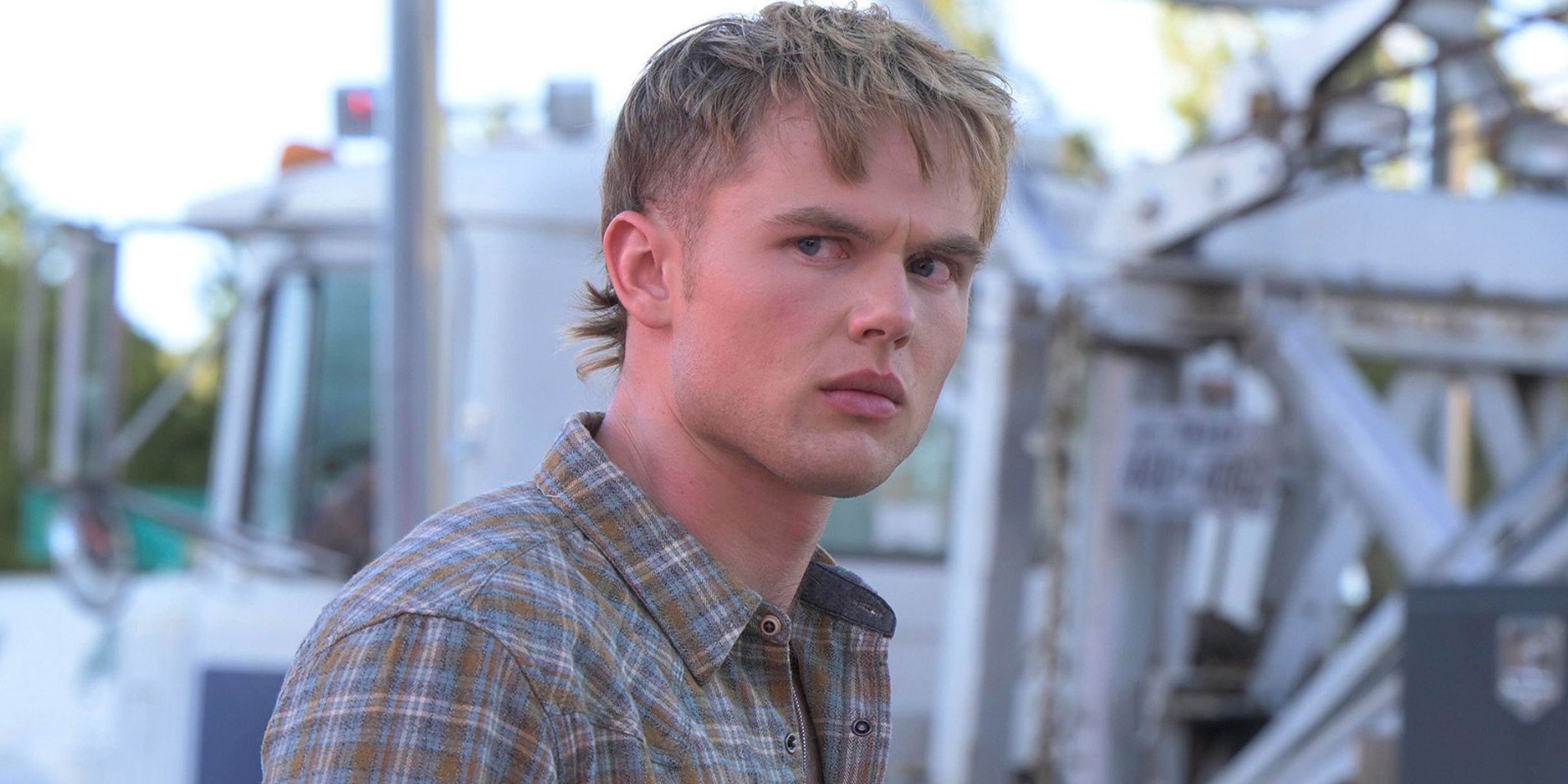 Star of Netflix’s 'Yellowstone' replacement teases a sexier and ...