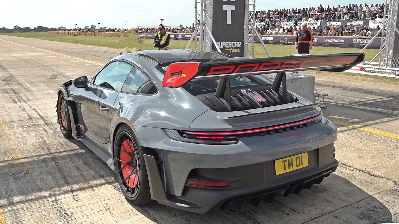 Supercar-Ikonen begeistern mit spektakulärer Performance