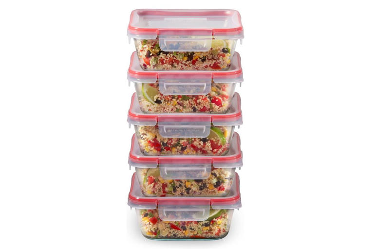 Pyrex round glass containers are leakproof, $4 each, and keep cherry ...