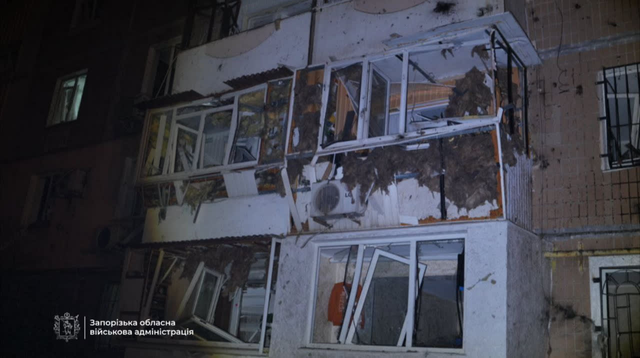 Four injured and 100 apartments damaged in Russian attack on ...