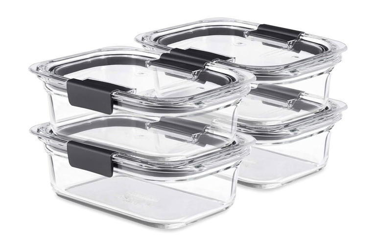 Pyrex round glass containers are leakproof, $4 each, and keep cherry ...