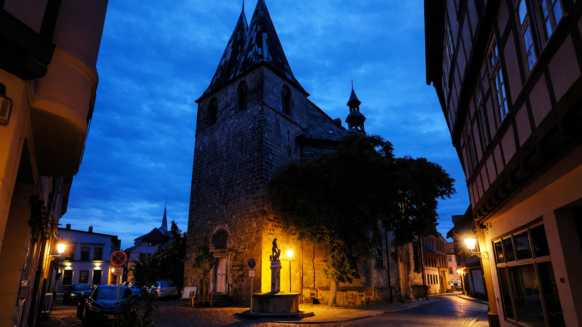 Quedlinburg Germany peaceful medieval town evening walk (4K)