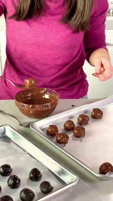 Advent Day 13 🎄 Eady Oreo Truffles! #merrychristmas #christmascountdown