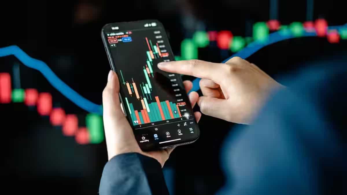 Stock markets today: निफ्टी में आज से फरवरी सीरीज की शुरुआत, ग्लोबल ...
