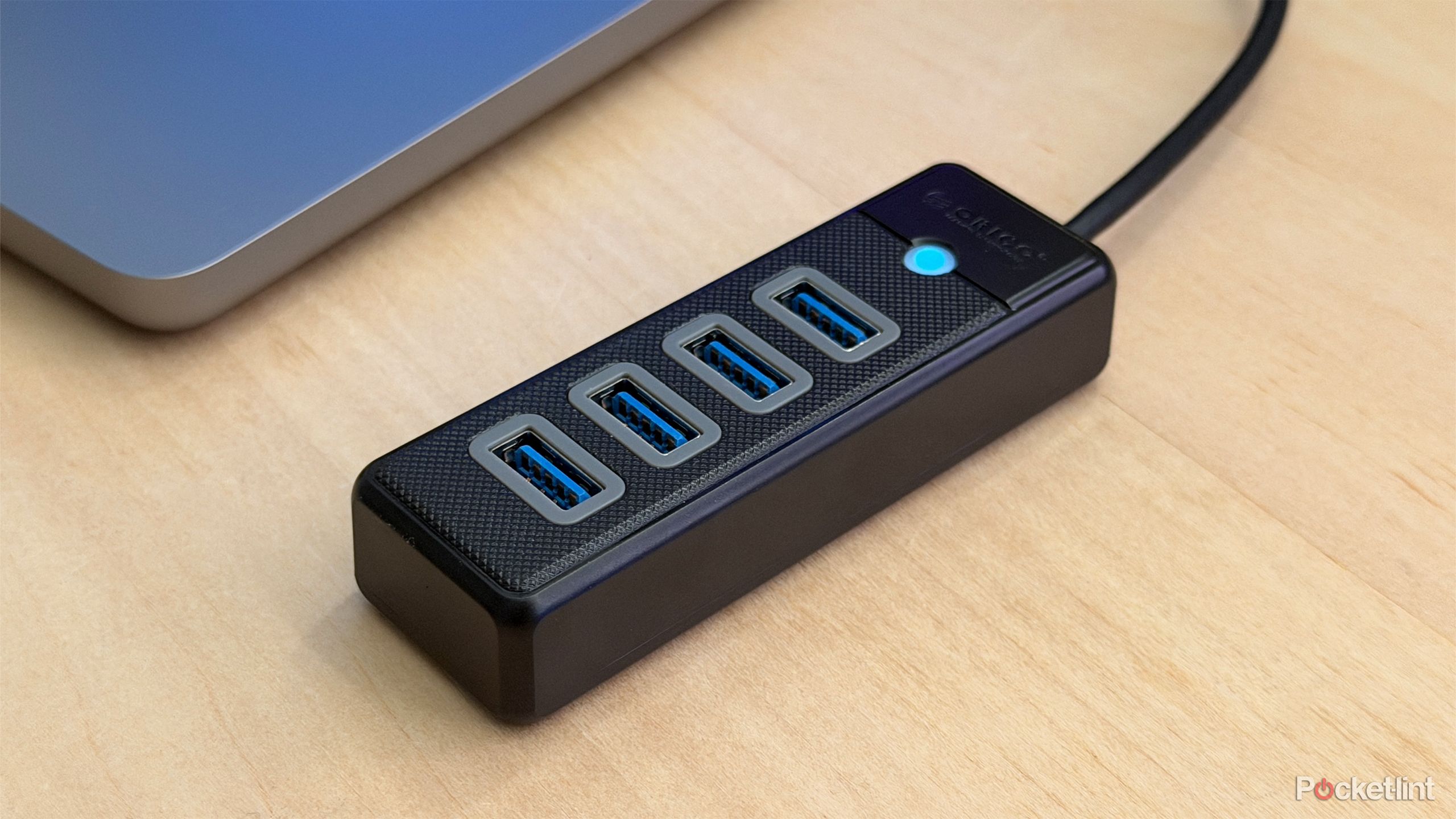 4 things you really shouldn't plug into a USB hub