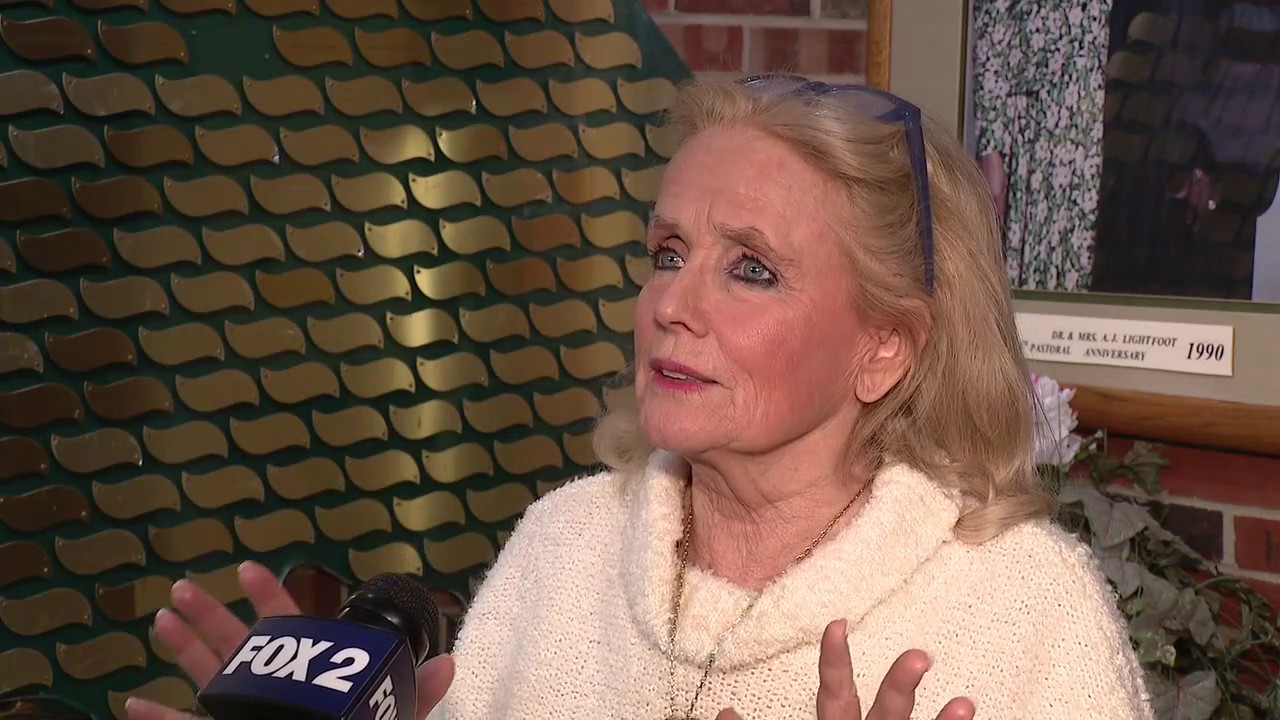 Full one-on-one with Representative Debbie Dingell amid ICE fallout