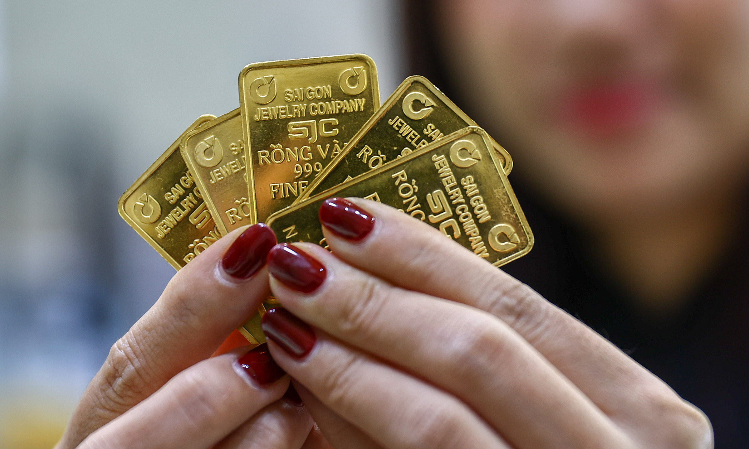 Gold prices increase