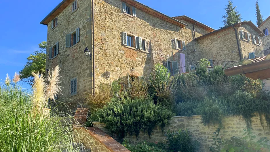 Monika a Jirka si splnili sen a koupili starý dům v Toskánsku. Dnes do ...