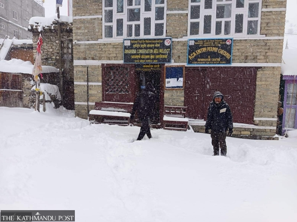 Heavy snowfall hits Upper Manang