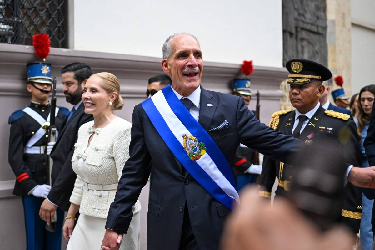 Trump-backed businessman Nasry Asfura sworn in as president of Honduras