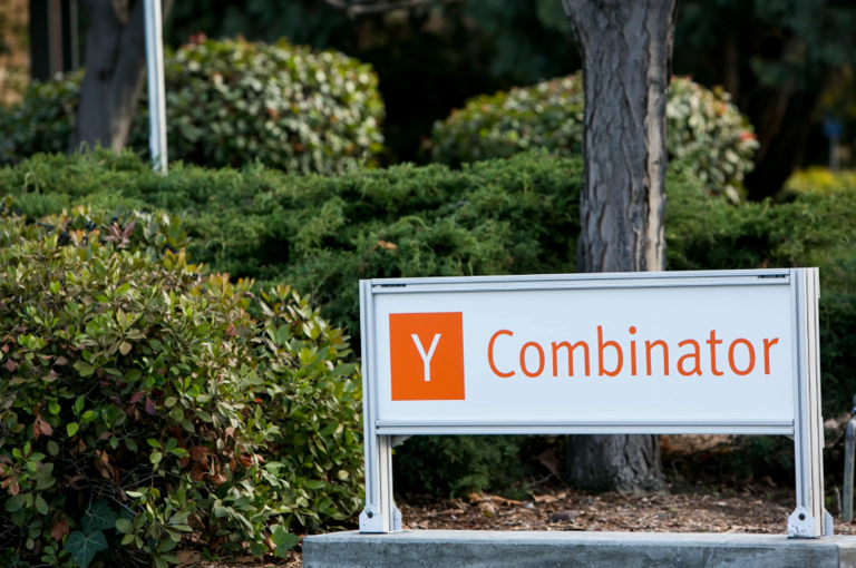 Startup incubator Y Combinator quietly cuts Canada from countries where ...