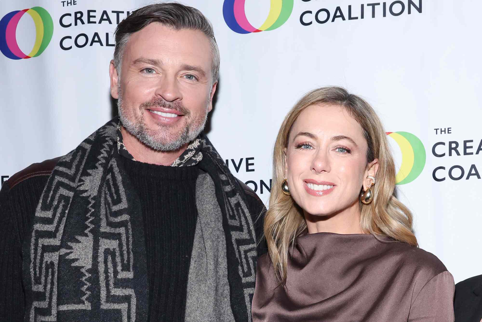 Iliza Shlesinger says smooching 'Smallville' star Tom Welling in new ...