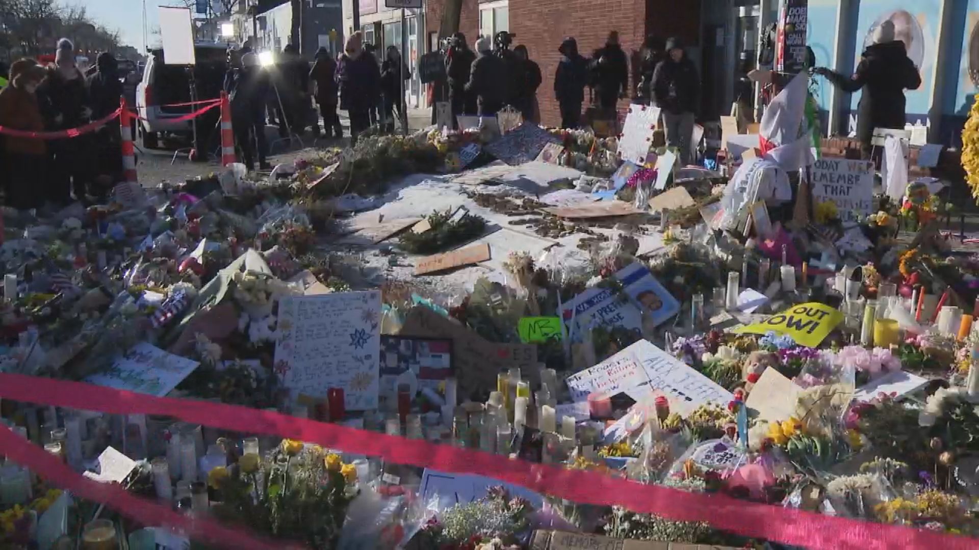 Minneapolis residents 'really thrilled' after ICE leadership change