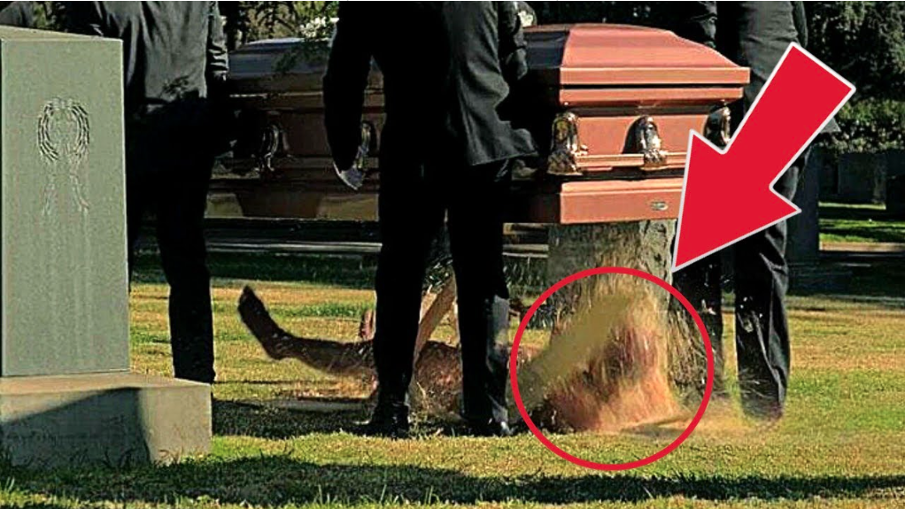 Woman opens her eyes inside her own coffin leaving her children in shock