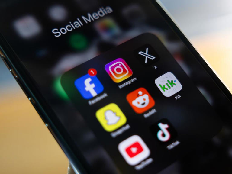 Cops’ urgent warning for iPhone users