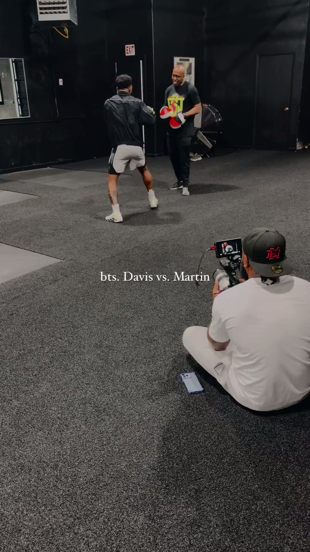 Frank Martin and Derrick James working the pads behind the scenes🔥