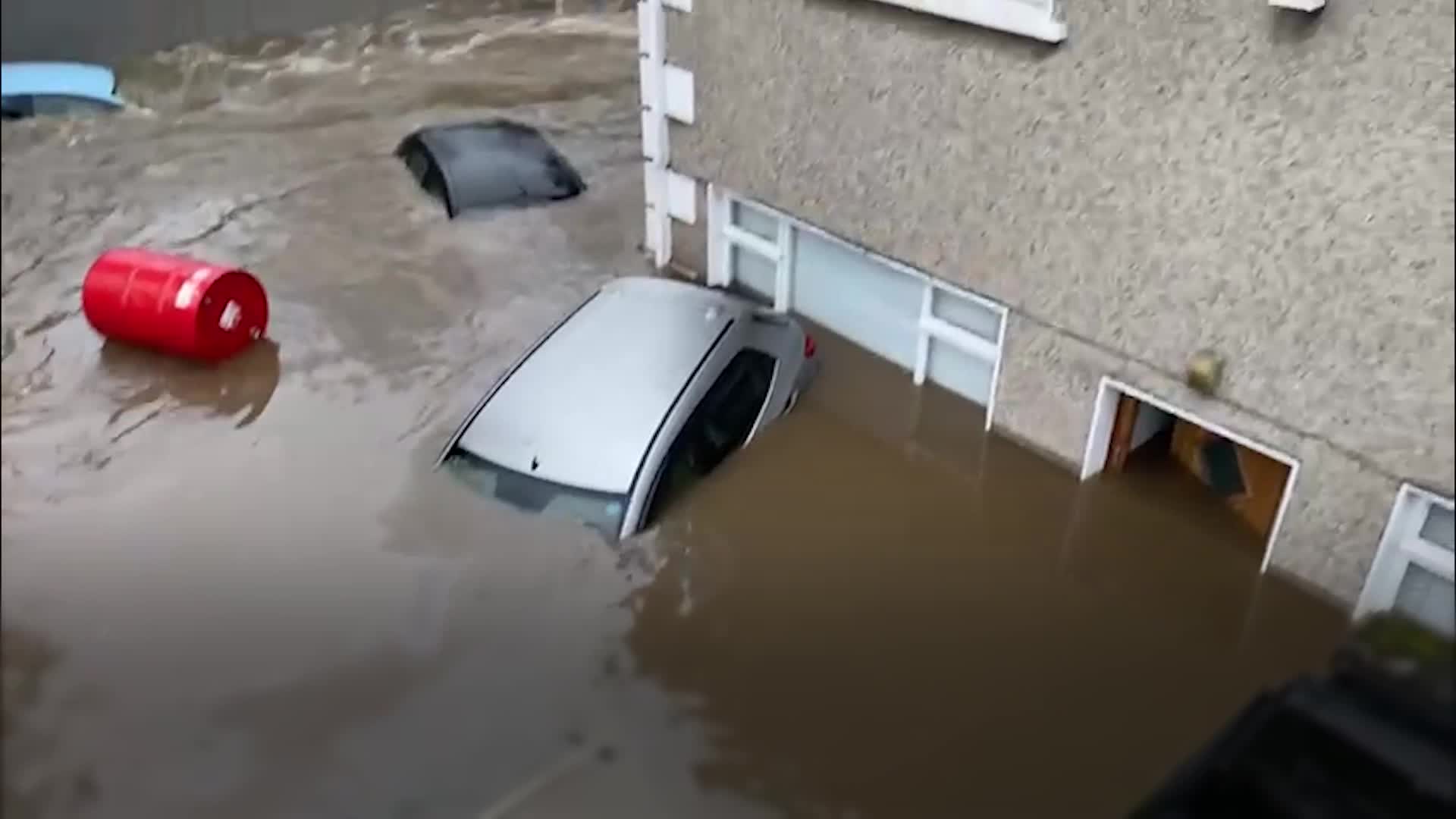Hundreds of flood warnings and alerts follow Storm Chandra heavy rain