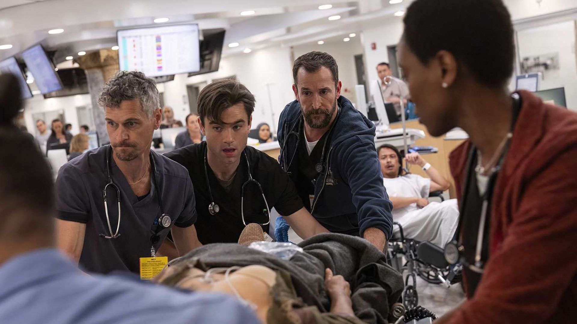 5 'The Pitt' stars with real-life medical experience