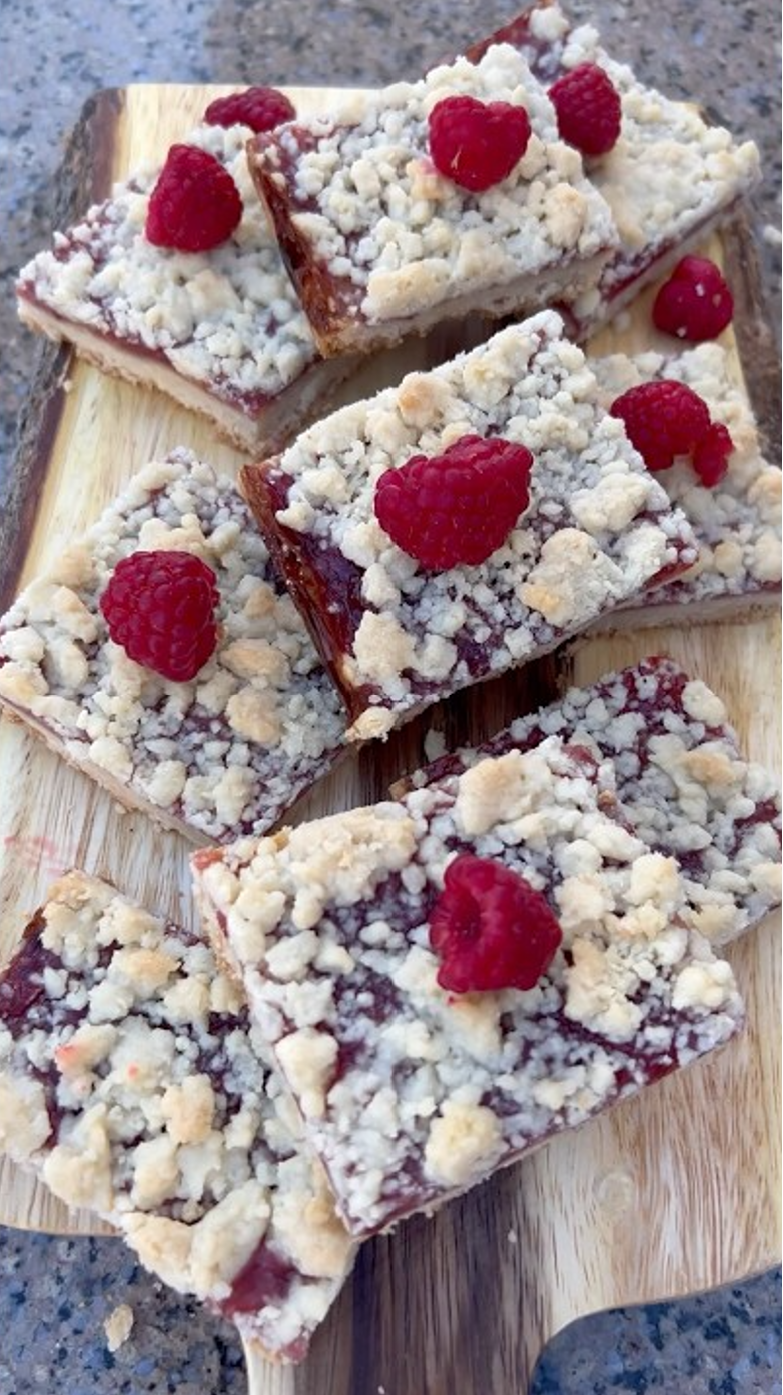 Almond shortbread bars with raspberry jam