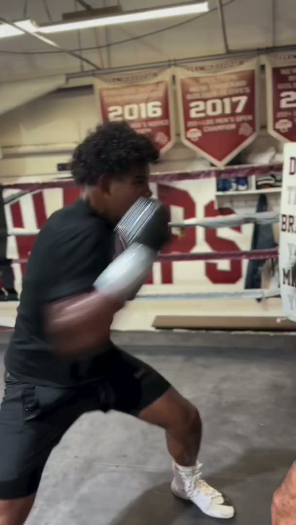 Ali Feliz 🇩🇴 heavyweight prospect, fireworks coming to the Brick City 💥💪🏾