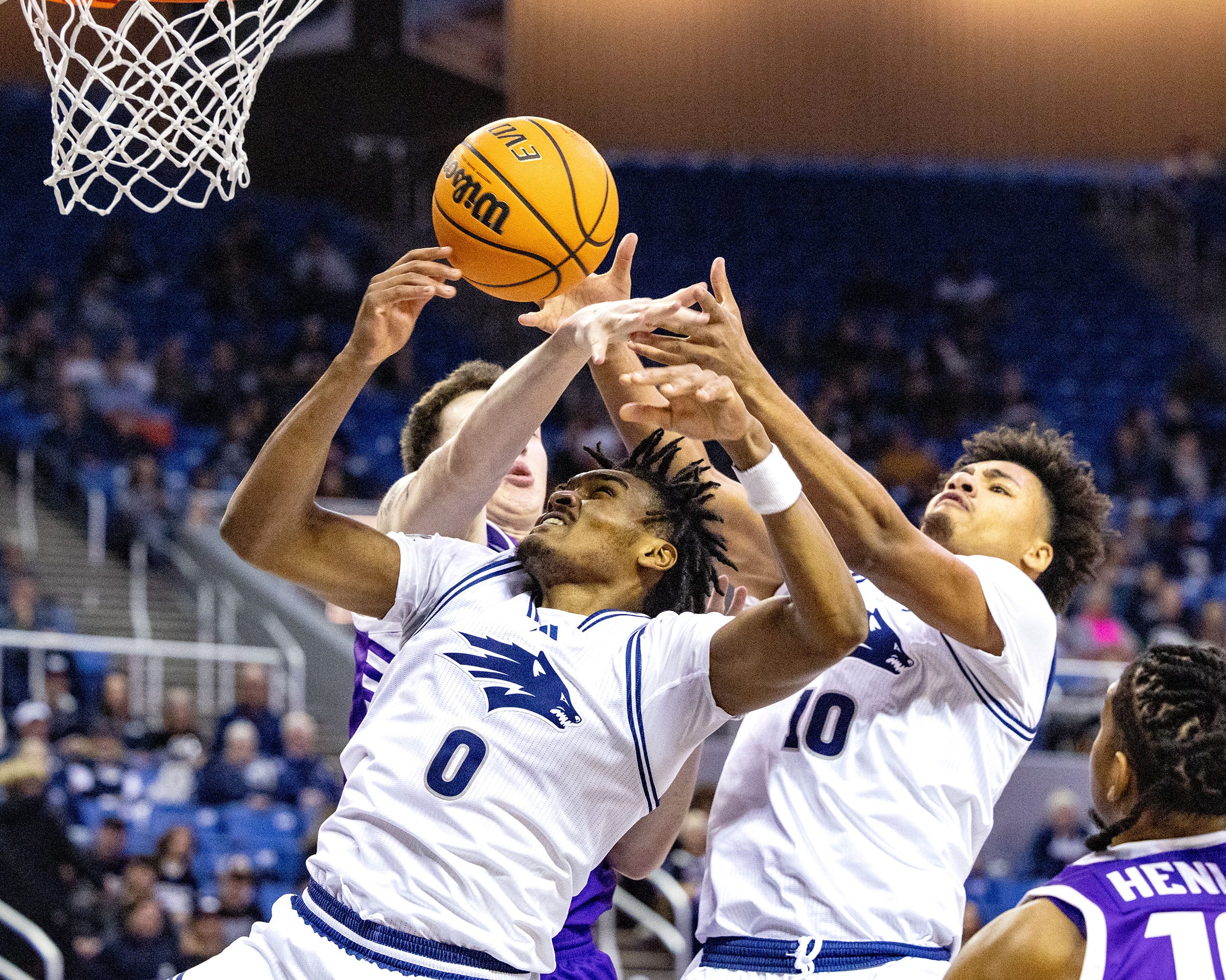 Nevada wins a thriller in OT over Grand Canyon, 66-60