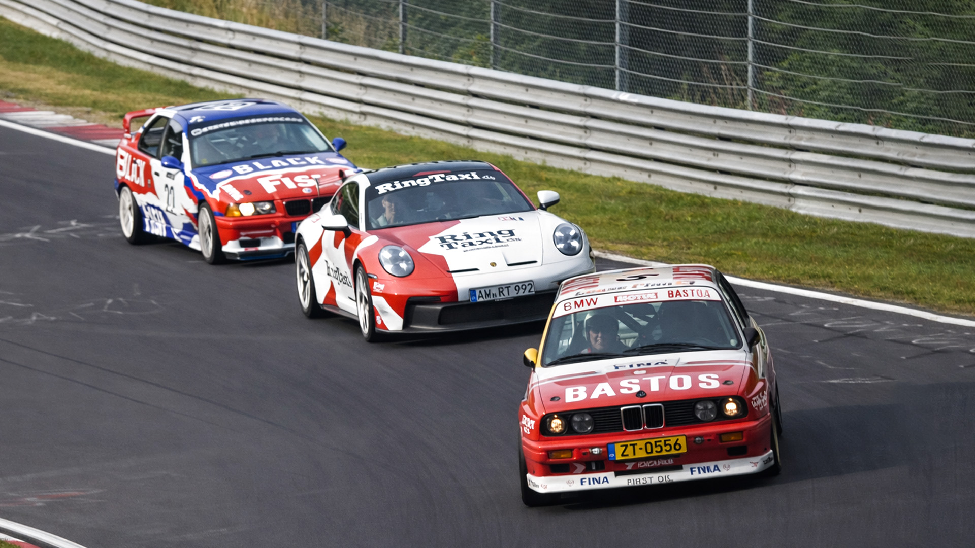 Nürburgring-Track-Battles am Limit mit schnellen Fahrern