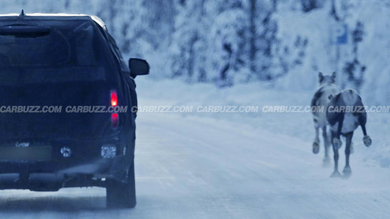 New Hyundai Santa Fe spy photos show major changes to the square SUV