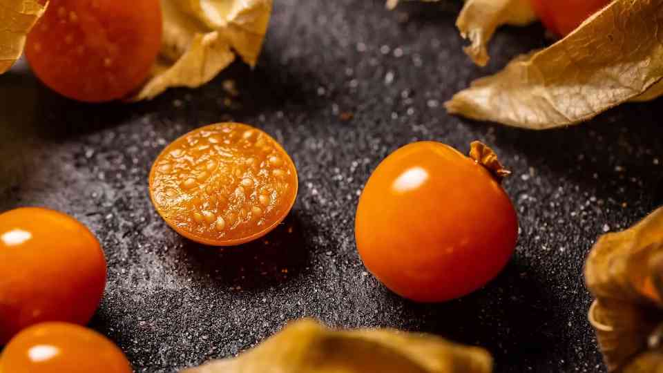 How geography controls what fruit you eat, and where it comes from