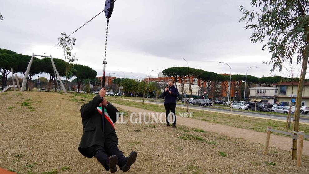 Vivarelli Colonna ancora su La7. Luca e Paolo: «I video sulla carrucola ...