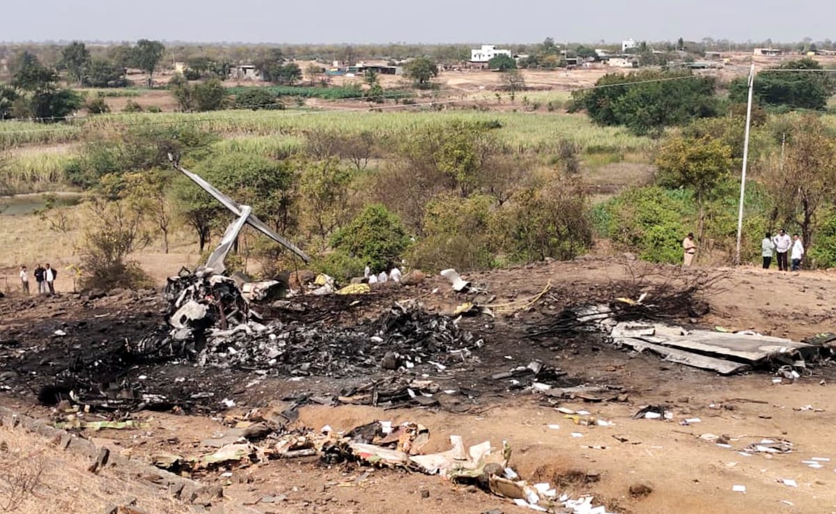 No readback of landing clearance: Final moments on Ajit Pawar's plane