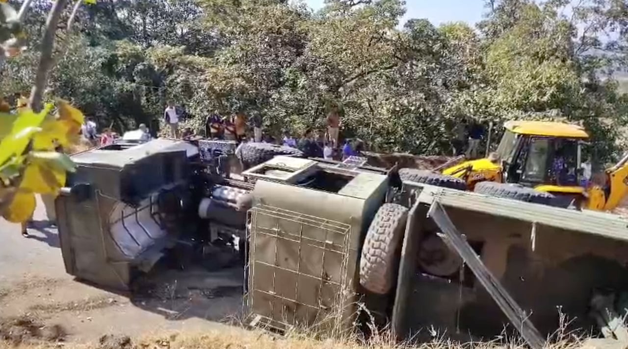 Army vehicle overturns on Ghat Road in Gujarat, nine soldiers injured