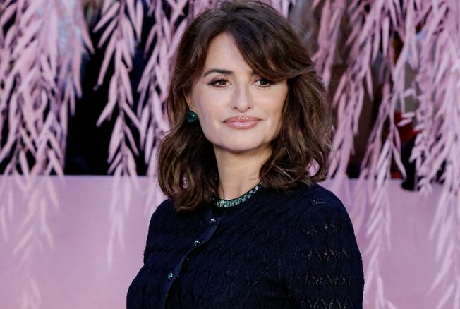 Penélope Cruz abandonne les cheveux longs pour un carré volumineux et ...