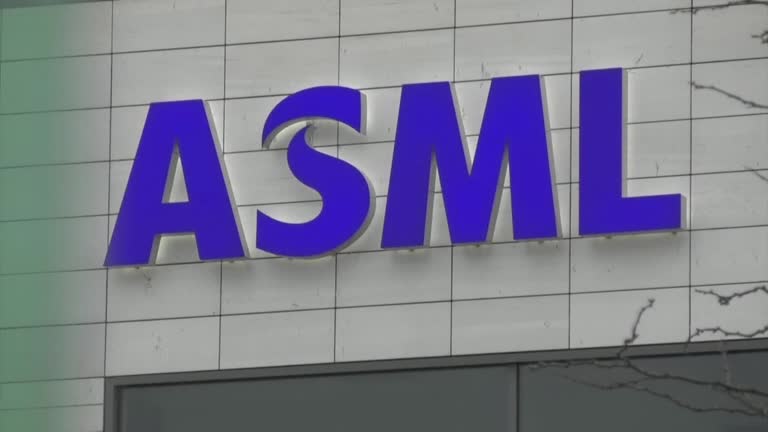 ASML posts record orders on AI chip demand, SK Hynix soars
