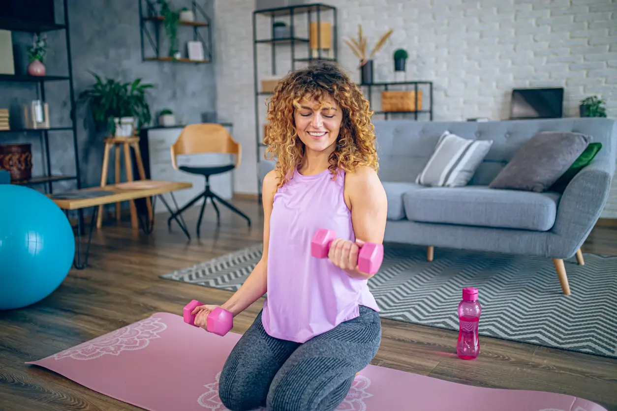 Cómo combinar pilates y fuerza en la misma sesión para ganar músculo