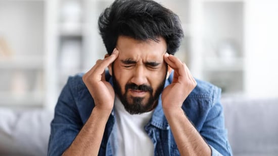 Ophthalmologist warns why you should not ignore headaches: 'May ...