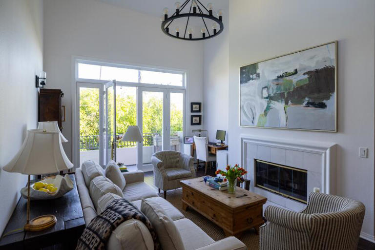 For these thrifters, their rental is 99% secondhand goods and that's ...