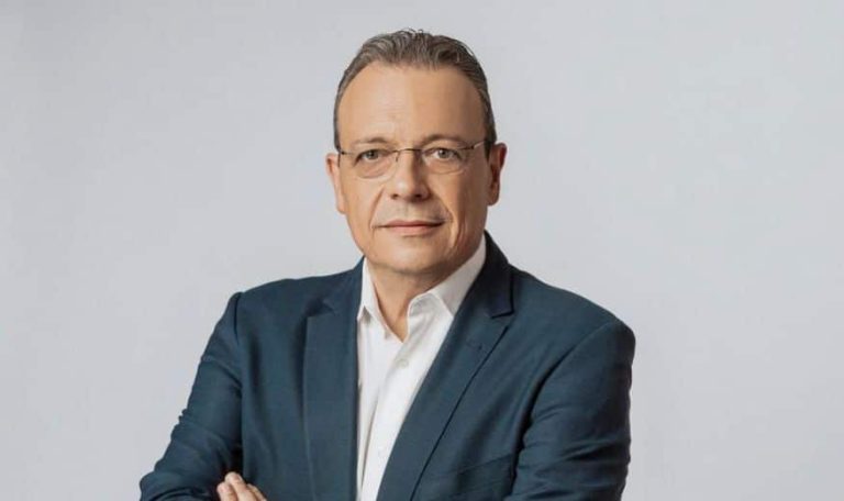 Φάμελλος: «Ο κ. Μητσοτάκης καταπατά το Κράτος Δικαίου και φτωχοποιεί ...