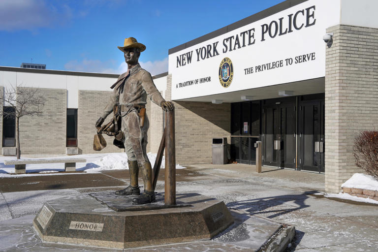 Loose rules let state police hand out lax penalties for misconduct