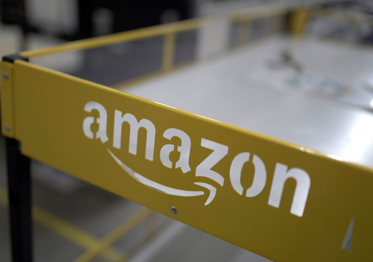 Amazon to cut 16,000 jobs. What’s behind its largest ever corporate ...