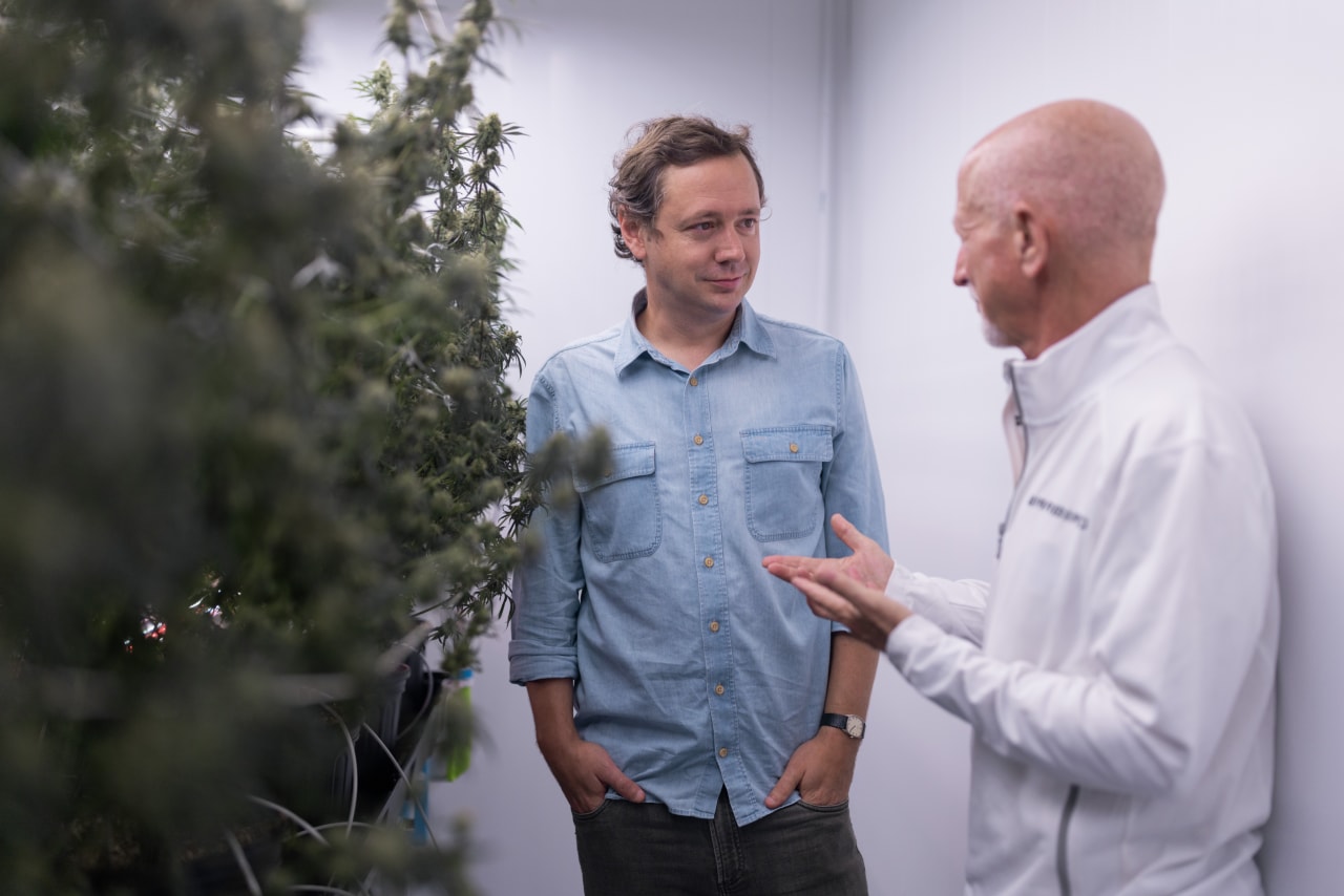 Scotts Miracle-Gro strikes deal to sell cannabis-supply unit