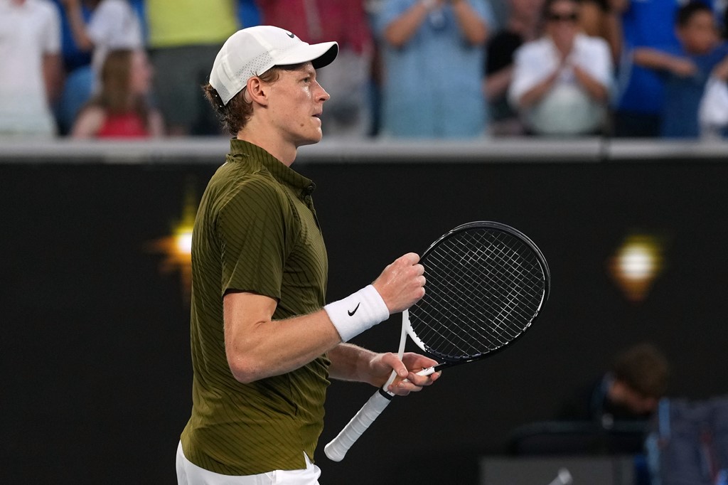 Australian Open: Στα ημιτελικά με άνεση ο Σίνερ, βρίσκει Τζόκοβιτς