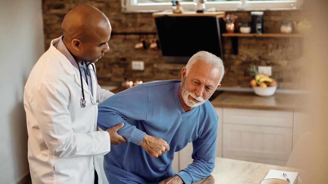 6 deadly winter health risks seniors face when temps plunge