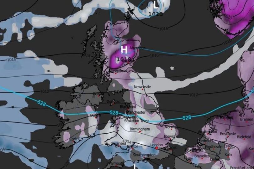 Storm lasting six days forecast to bury UK with 40 inches of snow